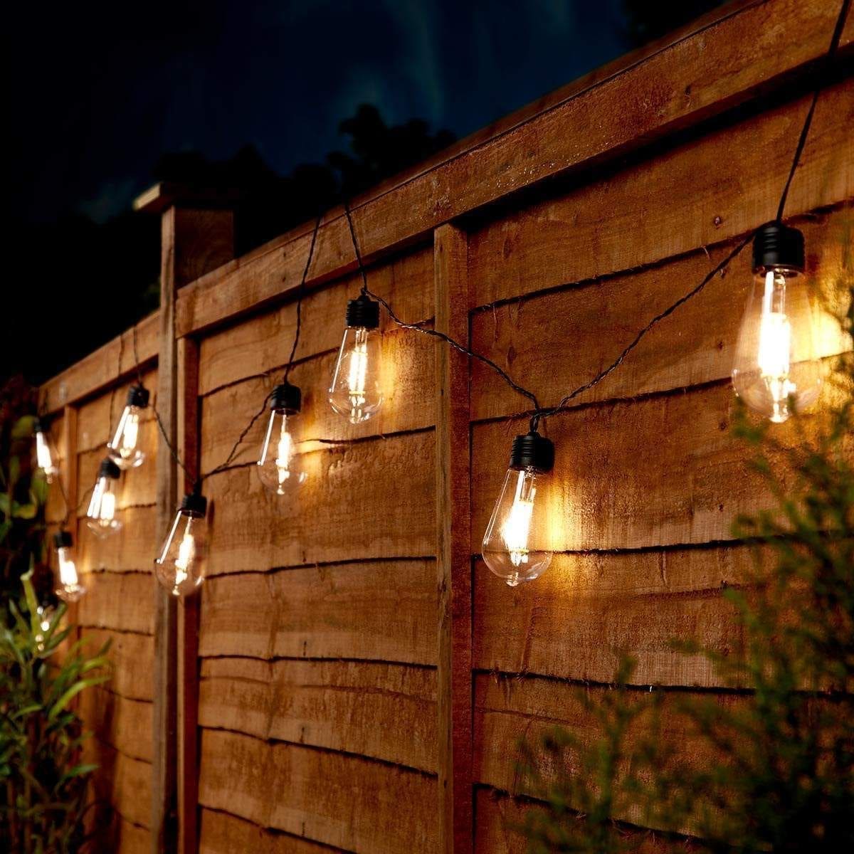 Five Ideas for how to use Festoon Lighting in your Back Yard | Mr ...